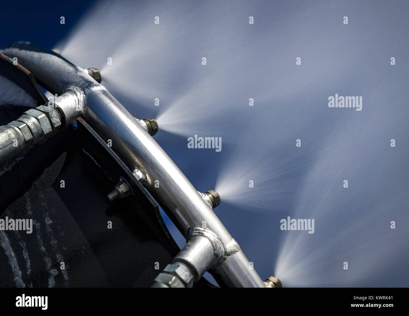 Andalusia, Iowa, USA. 9th Feb, 2017. Water is sprayed from a Pole Cat ...