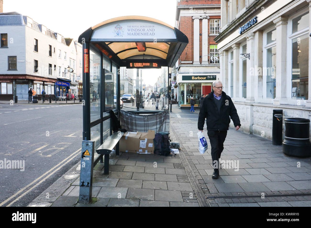 Homeless bus shelter hi-res stock photography and images - Alamy
