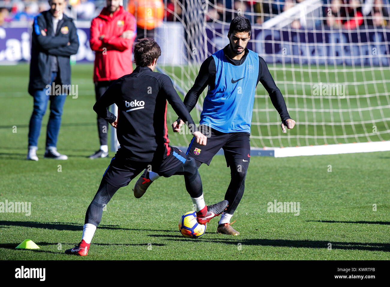 Luis Suarez during soccer practice at in Barcelona. Spain Friday 05/01 ...