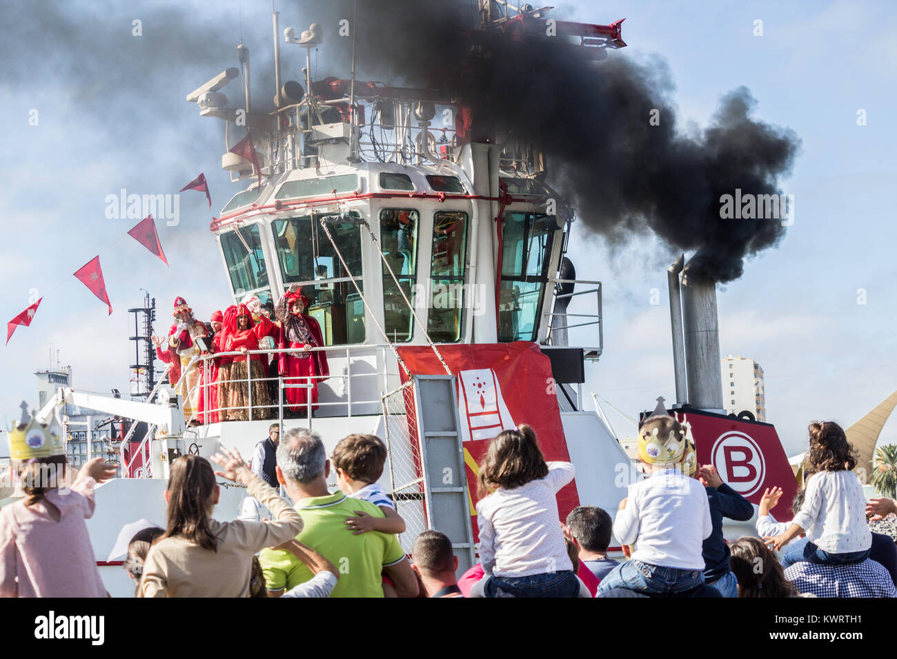 Boat /ship belching out black smoke Stock Photo - Alamy