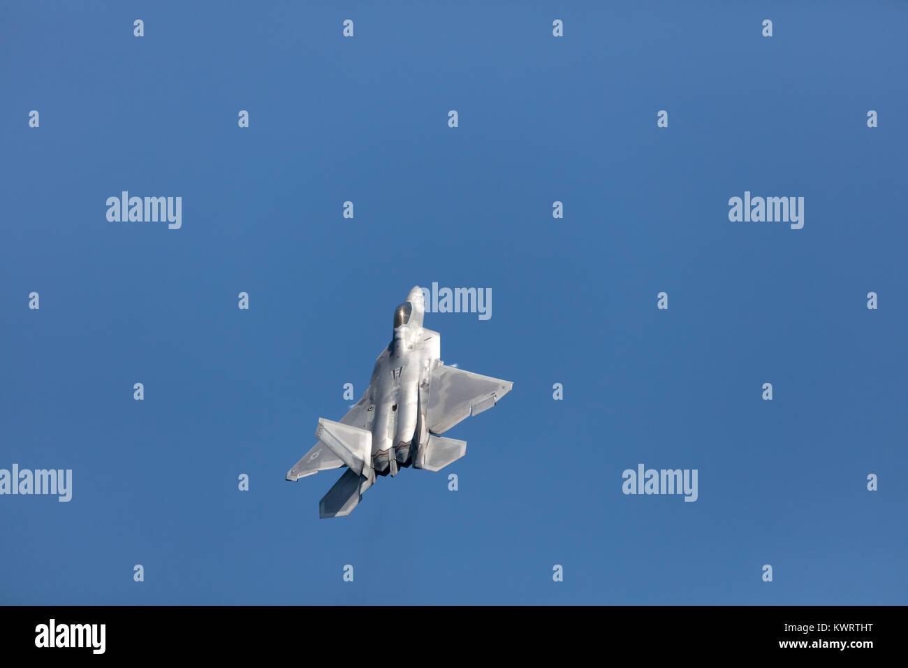 Joint strike fighter wing hi-res stock photography and images - Alamy