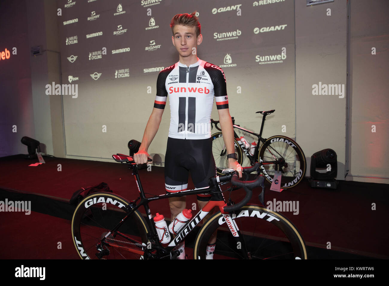 Berlin, Germany. 4th Jan, 2018. Cyclist Lennard Kaemna of team Sunweb ...