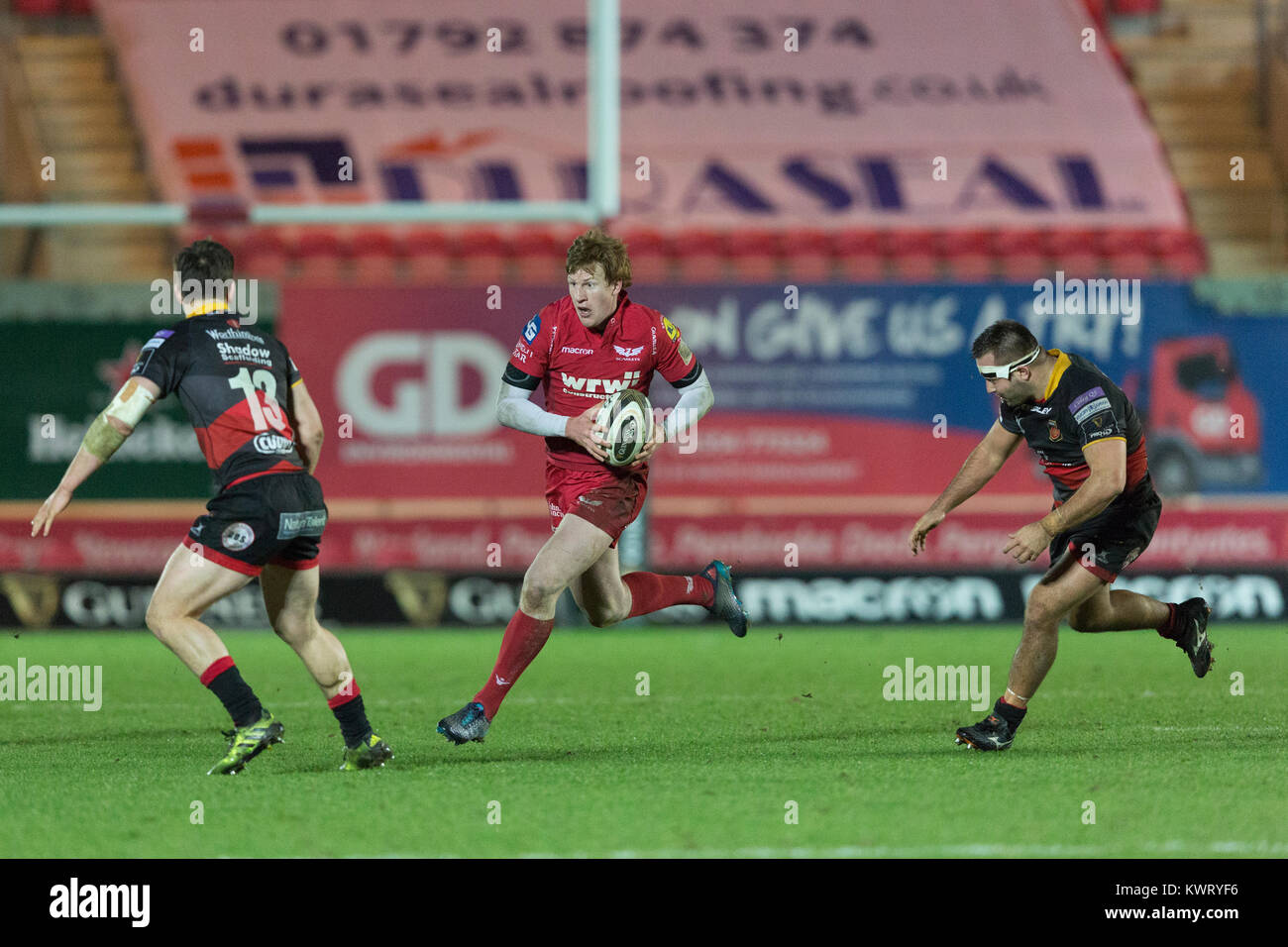 Rugby guinness pro 14 match hi-res stock photography and images - Alamy