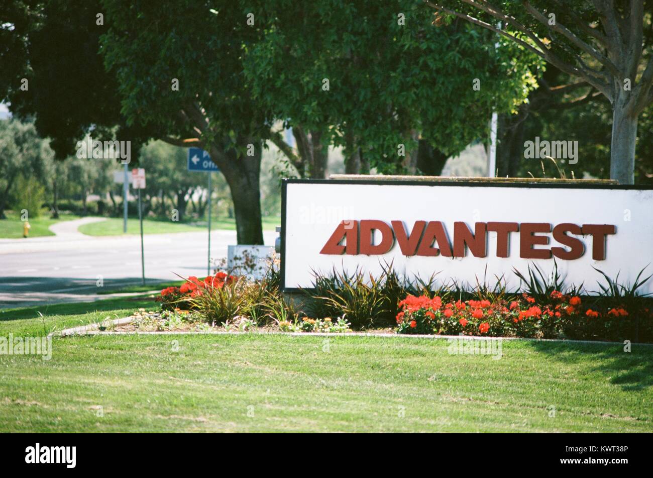 Advantest Logo