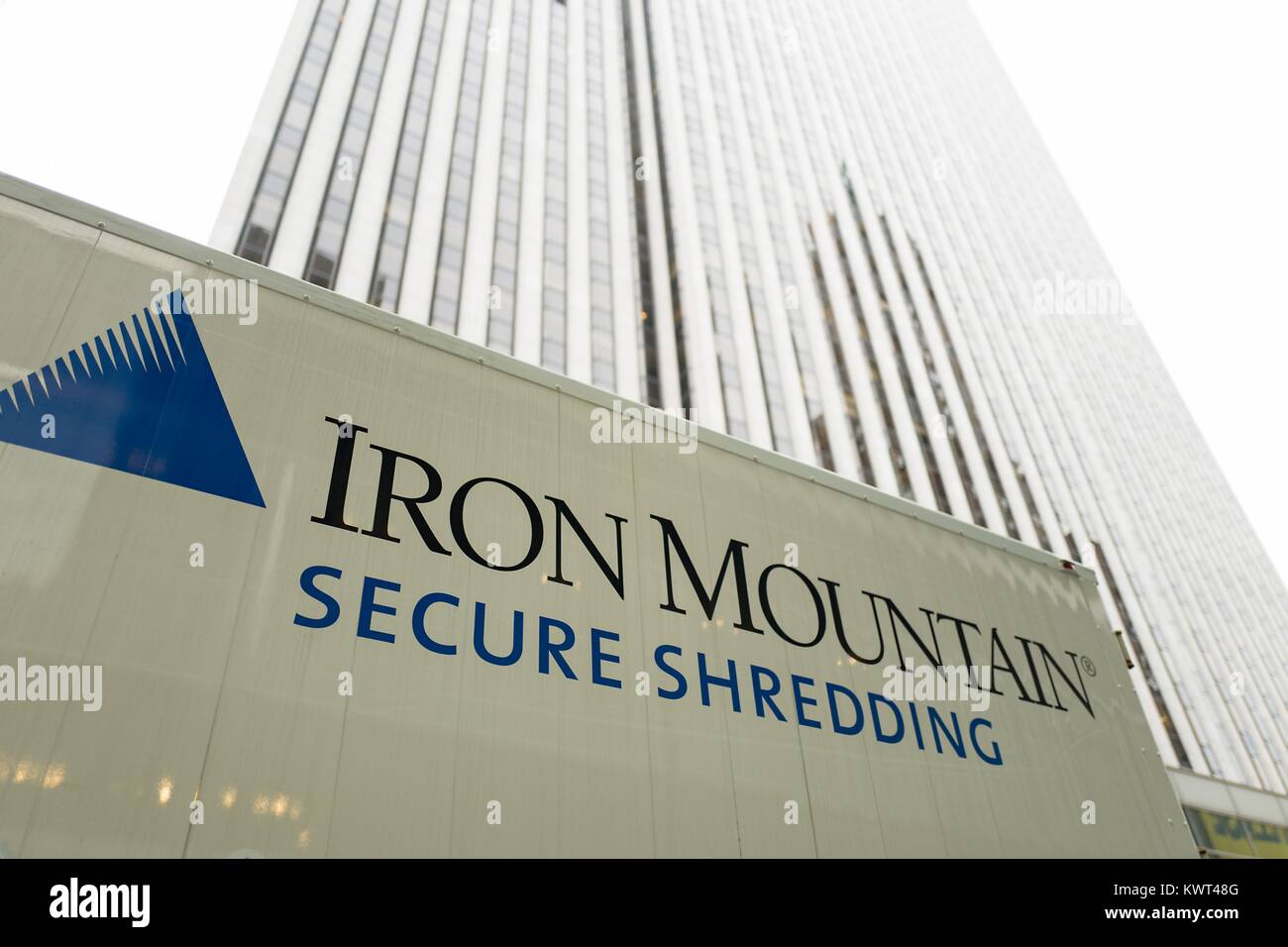 Document logo hi-res stock photography and images - Alamy