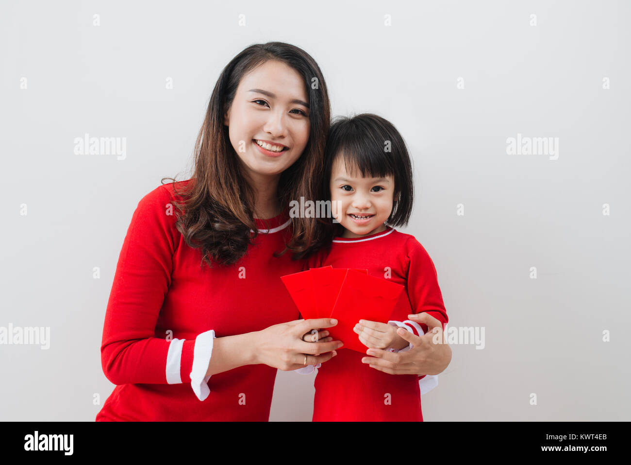 Vietnamese mother hi-res stock photography and images - Alamy