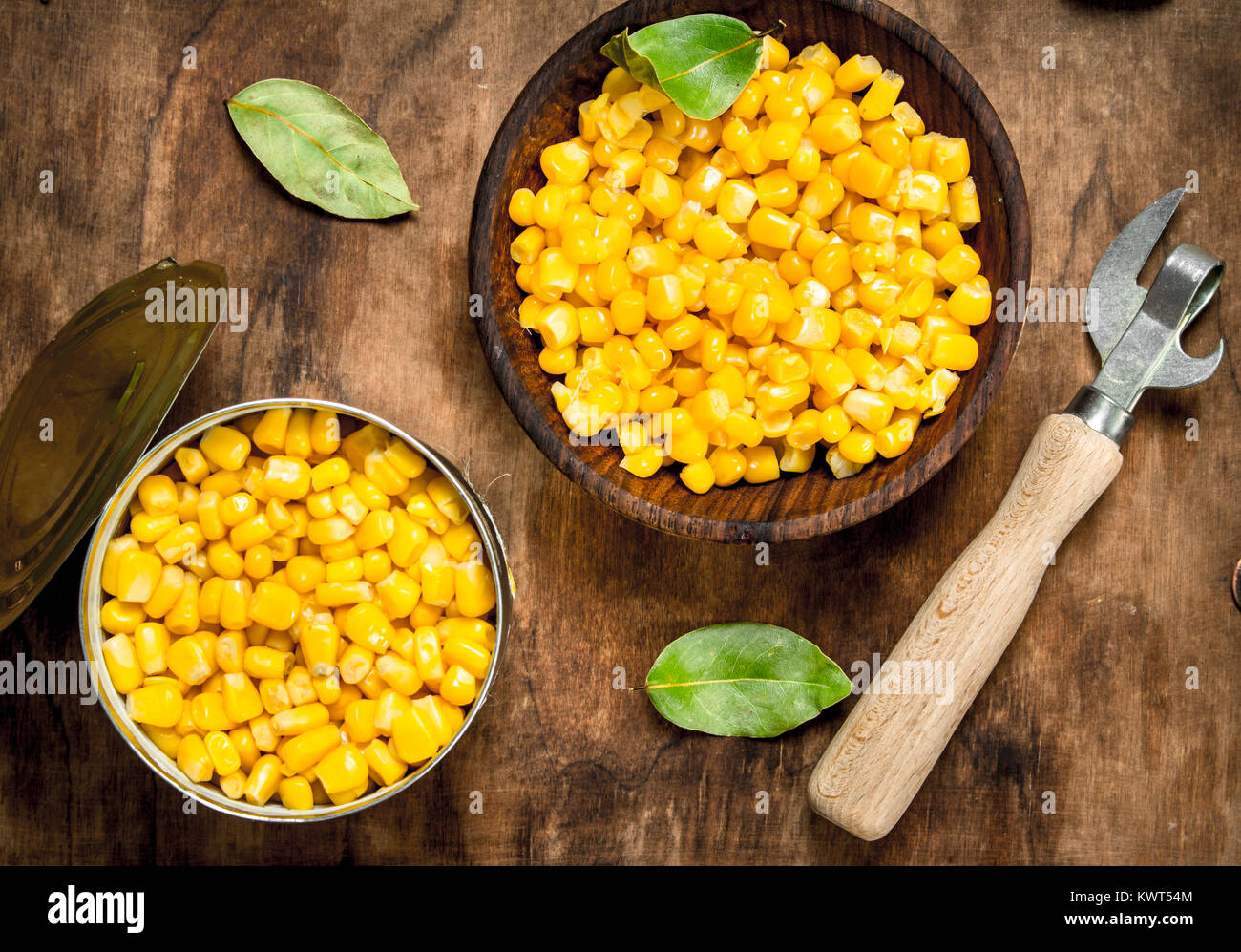 Canned corn in a bowl on the board Stock Photo - Alamy