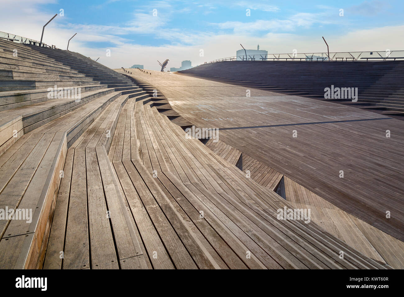 Osanbashi Pier - Yokohama International Passenger Terminal in Japan ...