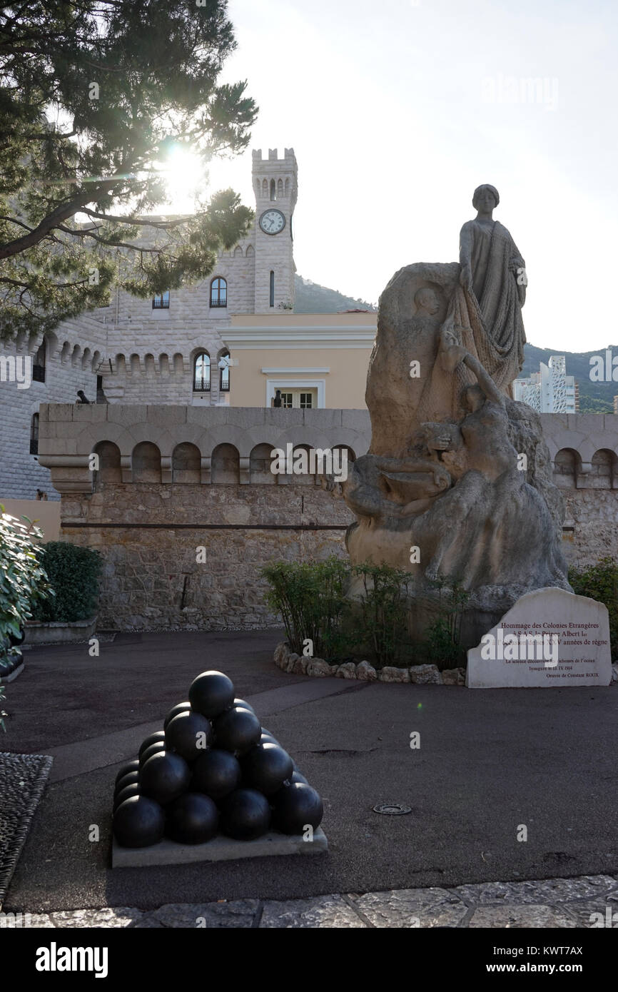 MONACO, MONACO - CIRCA JULY 2015 Statue to honour Prince Albert outside ...