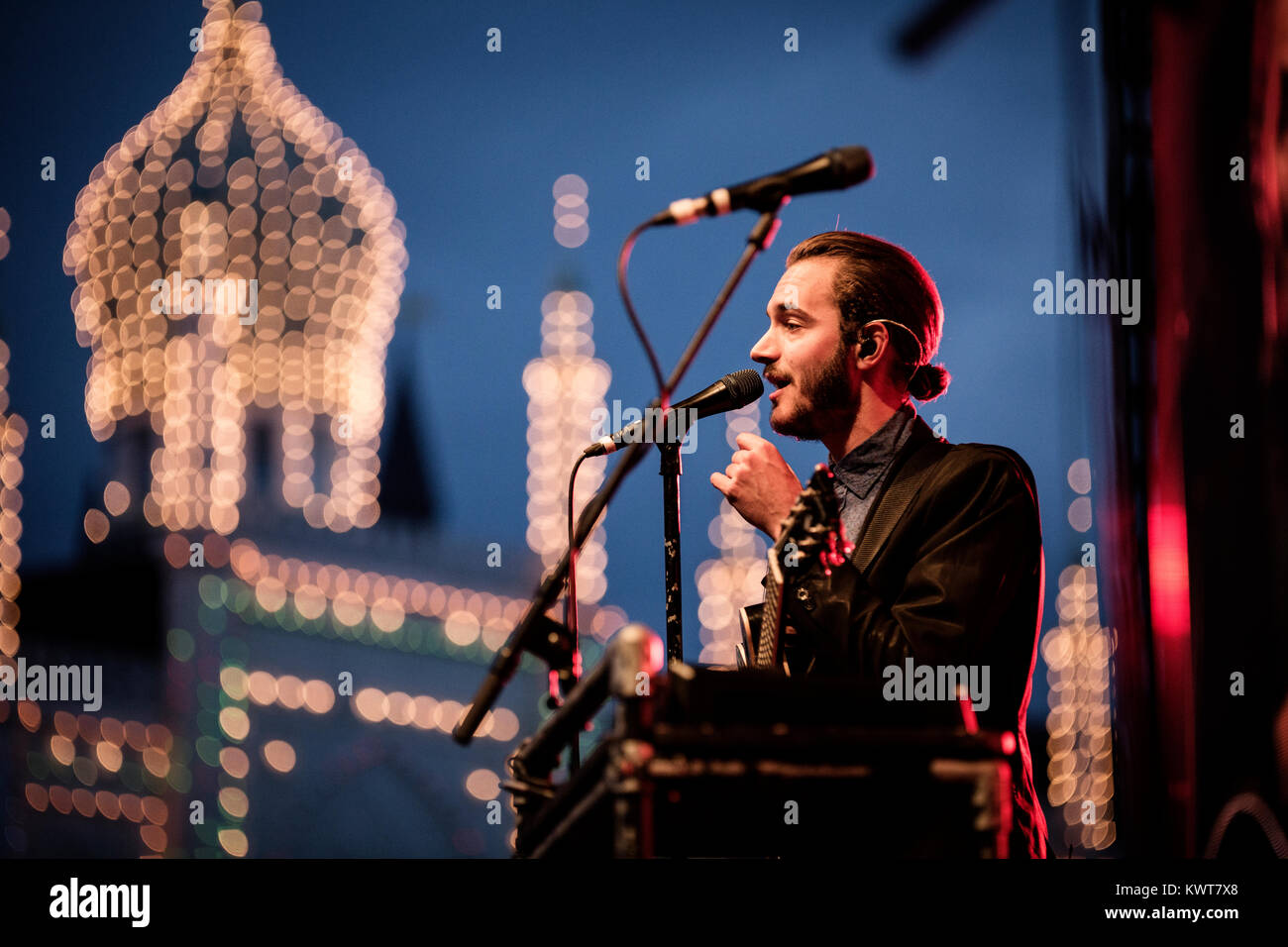 Lead singer and multi-instrumentalist Tom Smith from the British ...