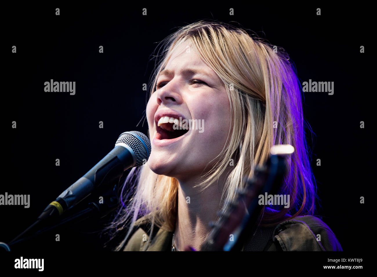 Caroline band hi-res stock photography and images - Alamy