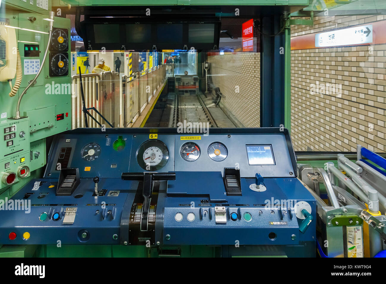 Dashboards hi-res stock photography and images - Alamy