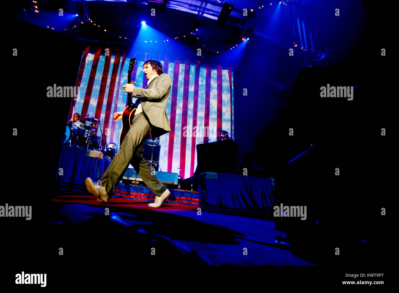 James blount musician hi-res stock photography and images - Alamy
