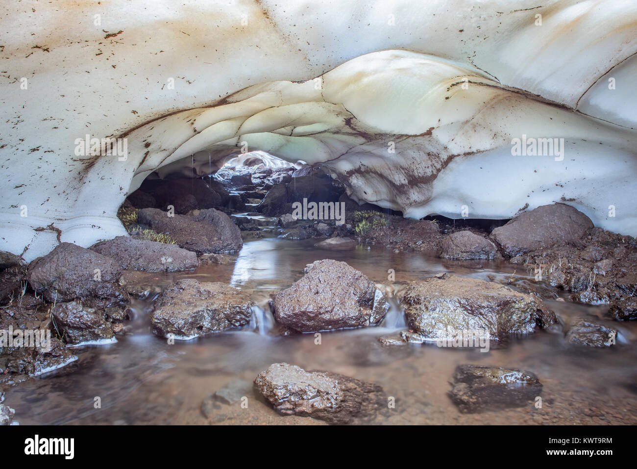 Snow Cave High Resolution Stock Photography and Images - Alamy