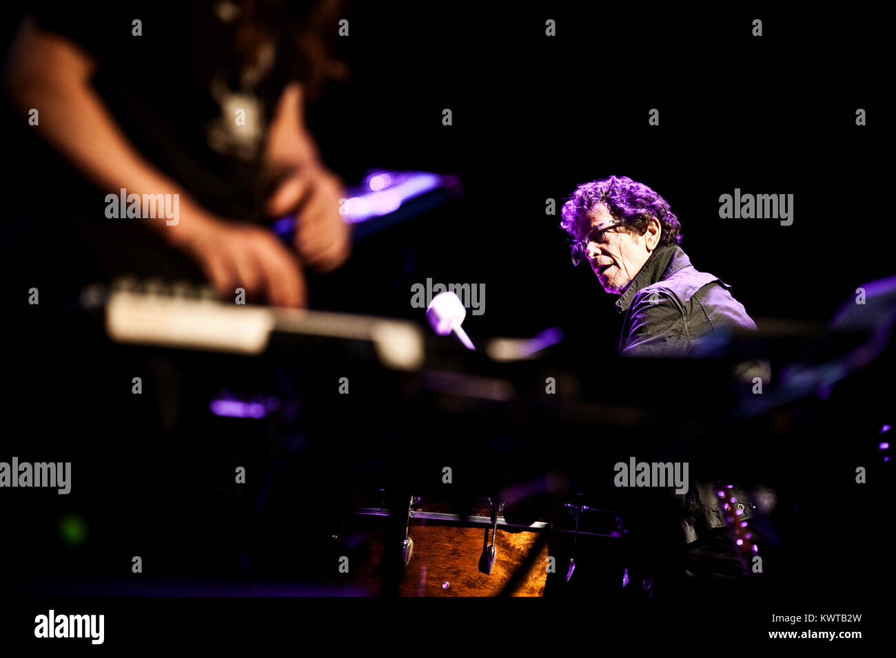 Lou lewis hi-res stock photography and images - Alamy