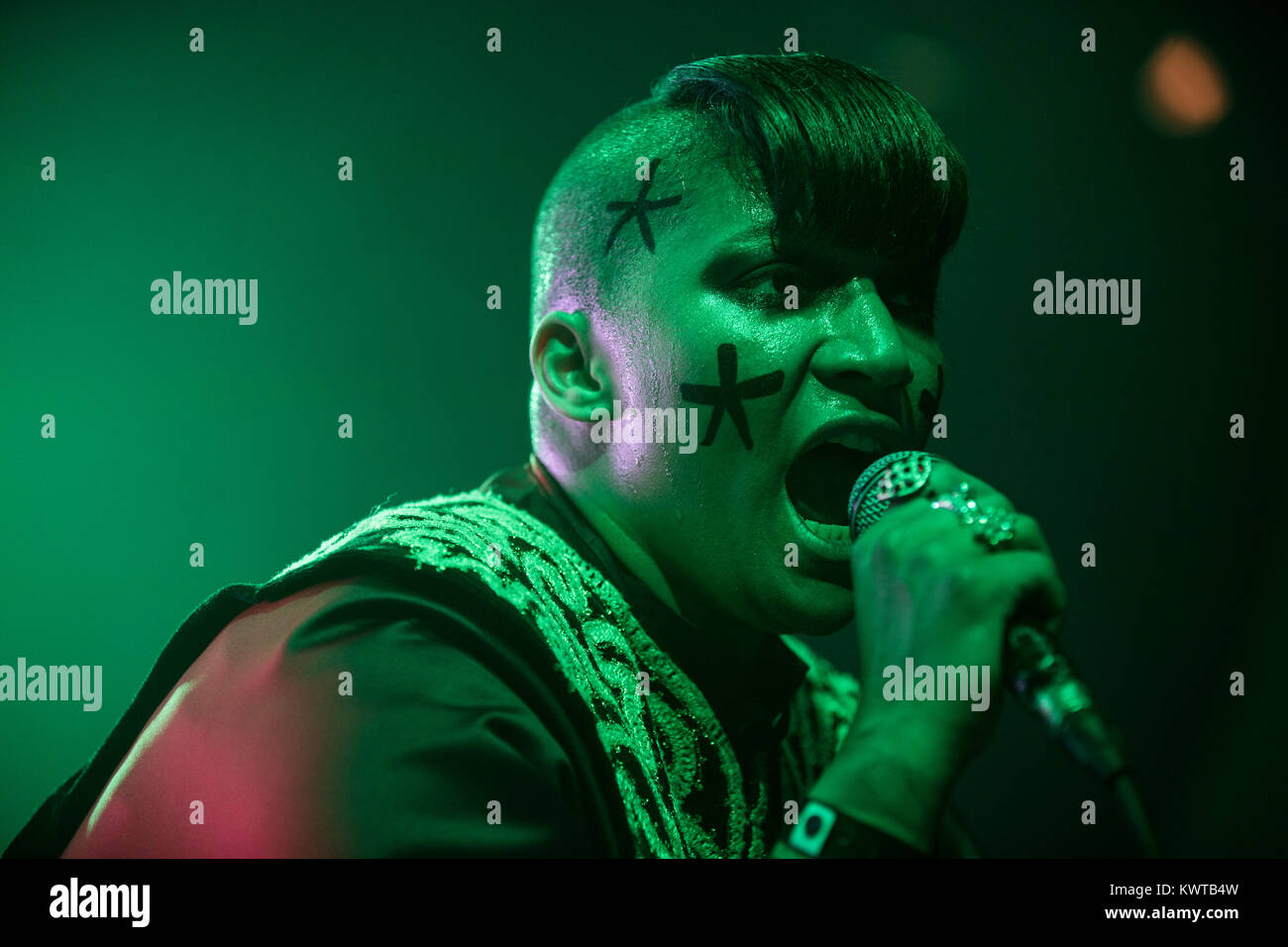 Lucy rapper hi-res stock photography and images - Alamy