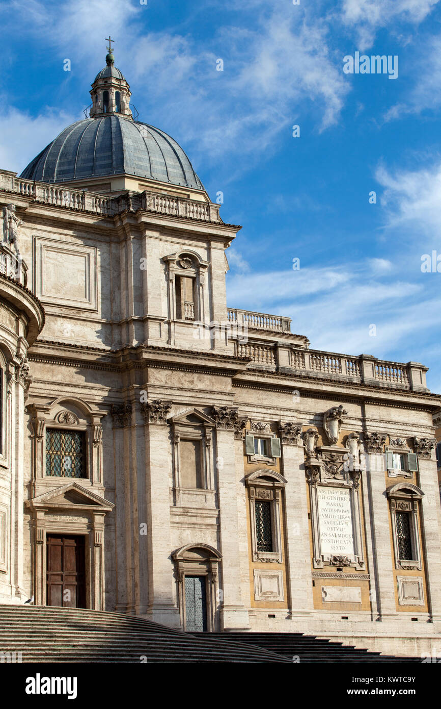 Basilica di Santa Maria Maggiore, Cappella Paolina, view from Piazza ...