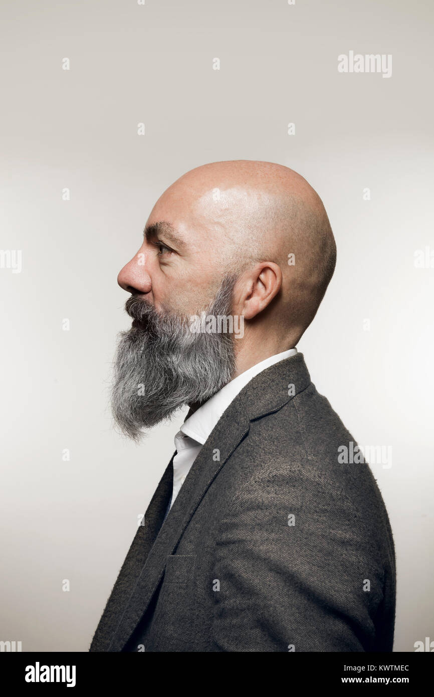 Aged man grey hair beard hi-res stock photography and images - Alamy