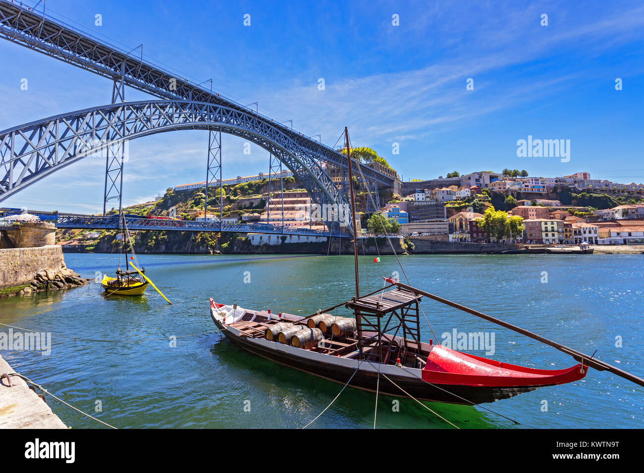 Dom Luis Bridge in Porto, Portugal Stock Photo - Alamy