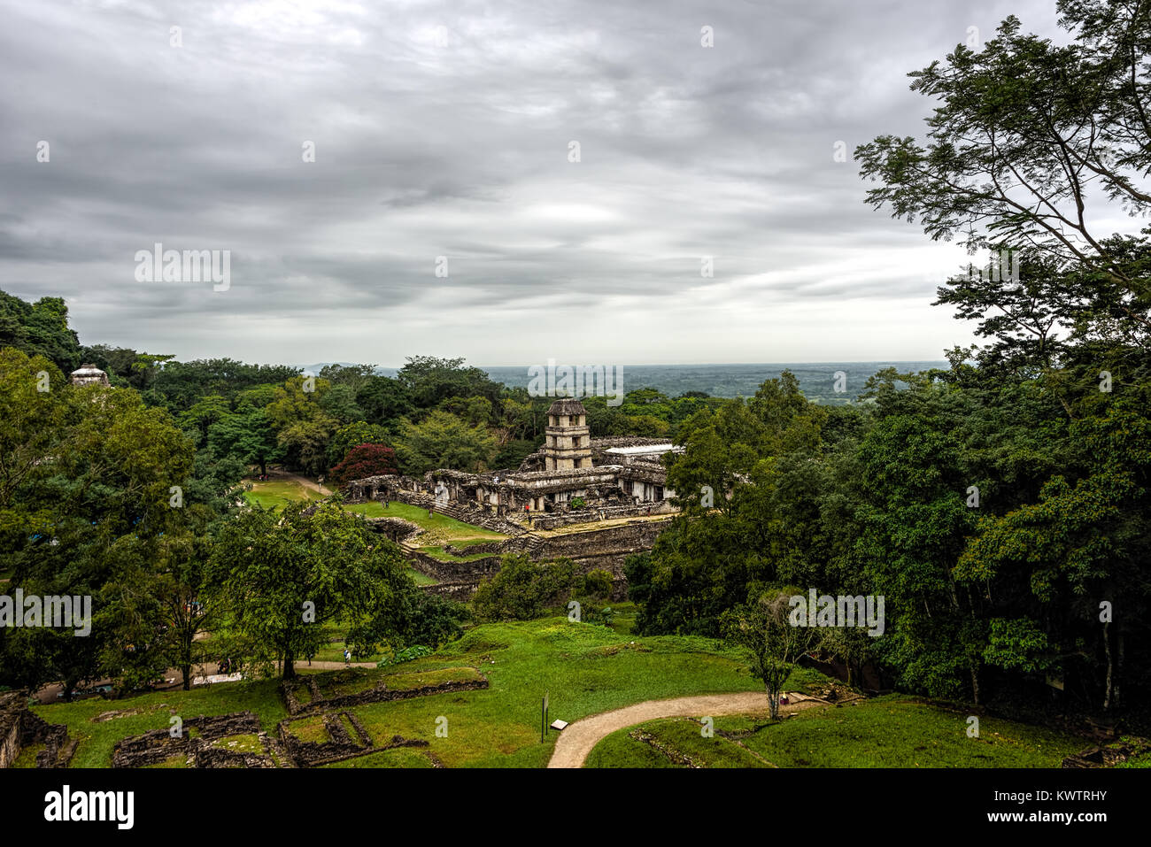Palenque ruins hi-res stock photography and images - Alamy