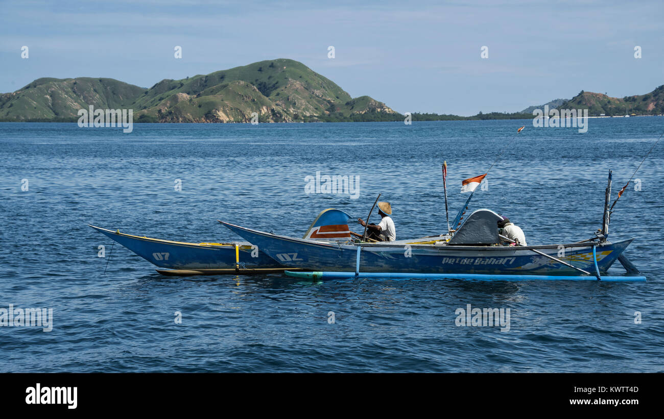Deck cowling hi-res stock photography and images - Alamy