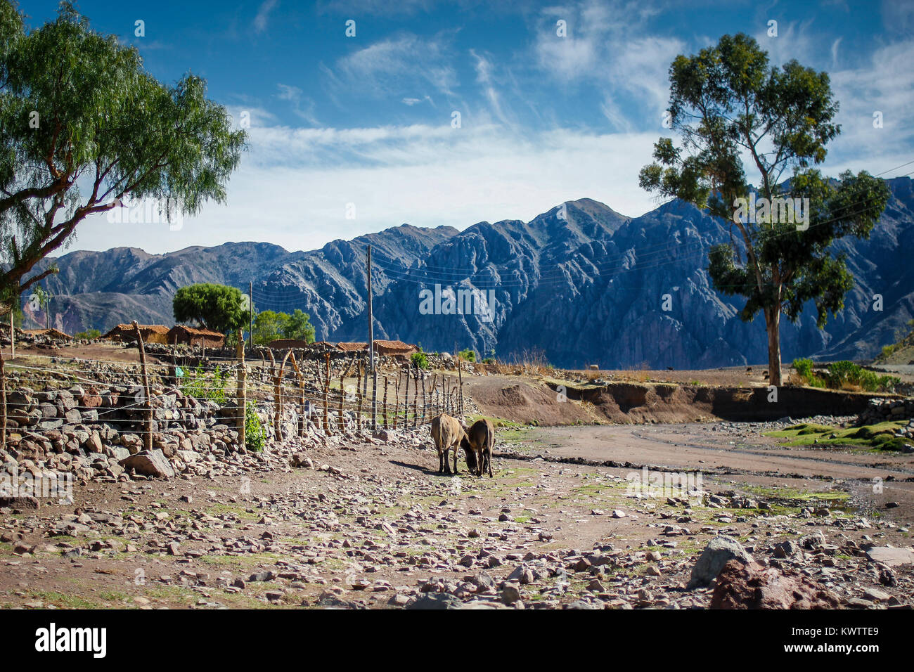 Views from a Quila Quila village in the middle of Maragua crater in ...