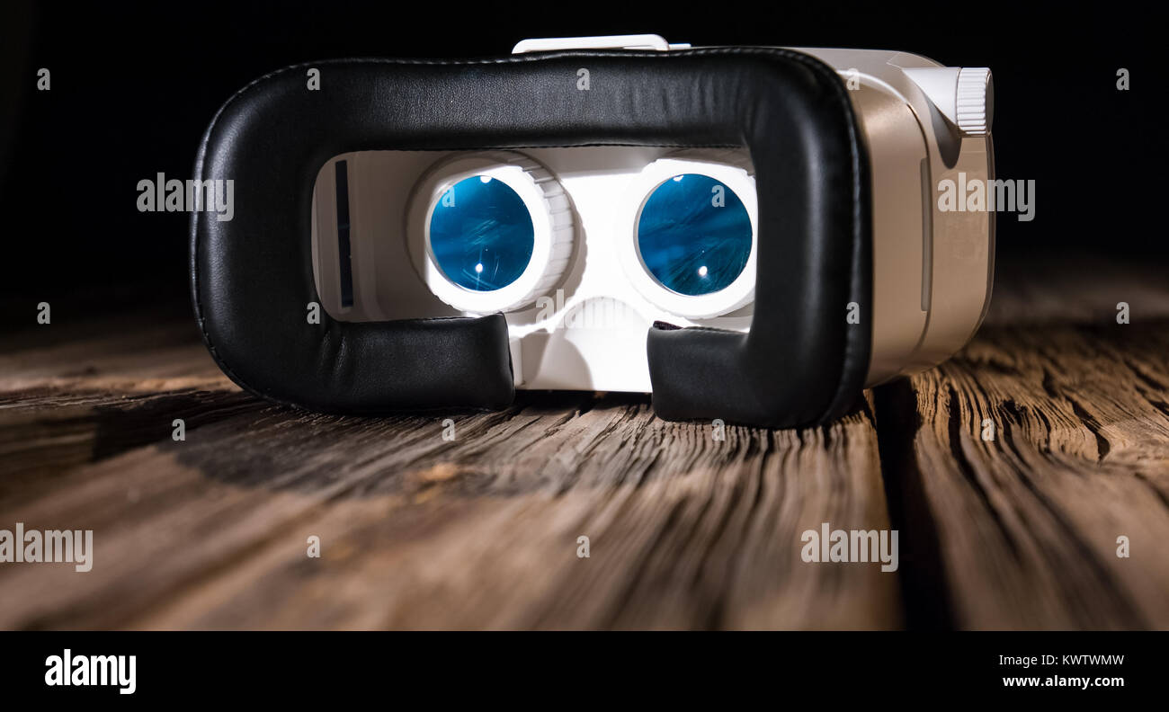 Virtual reality goggles, old wood planks Stock Photo - Alamy