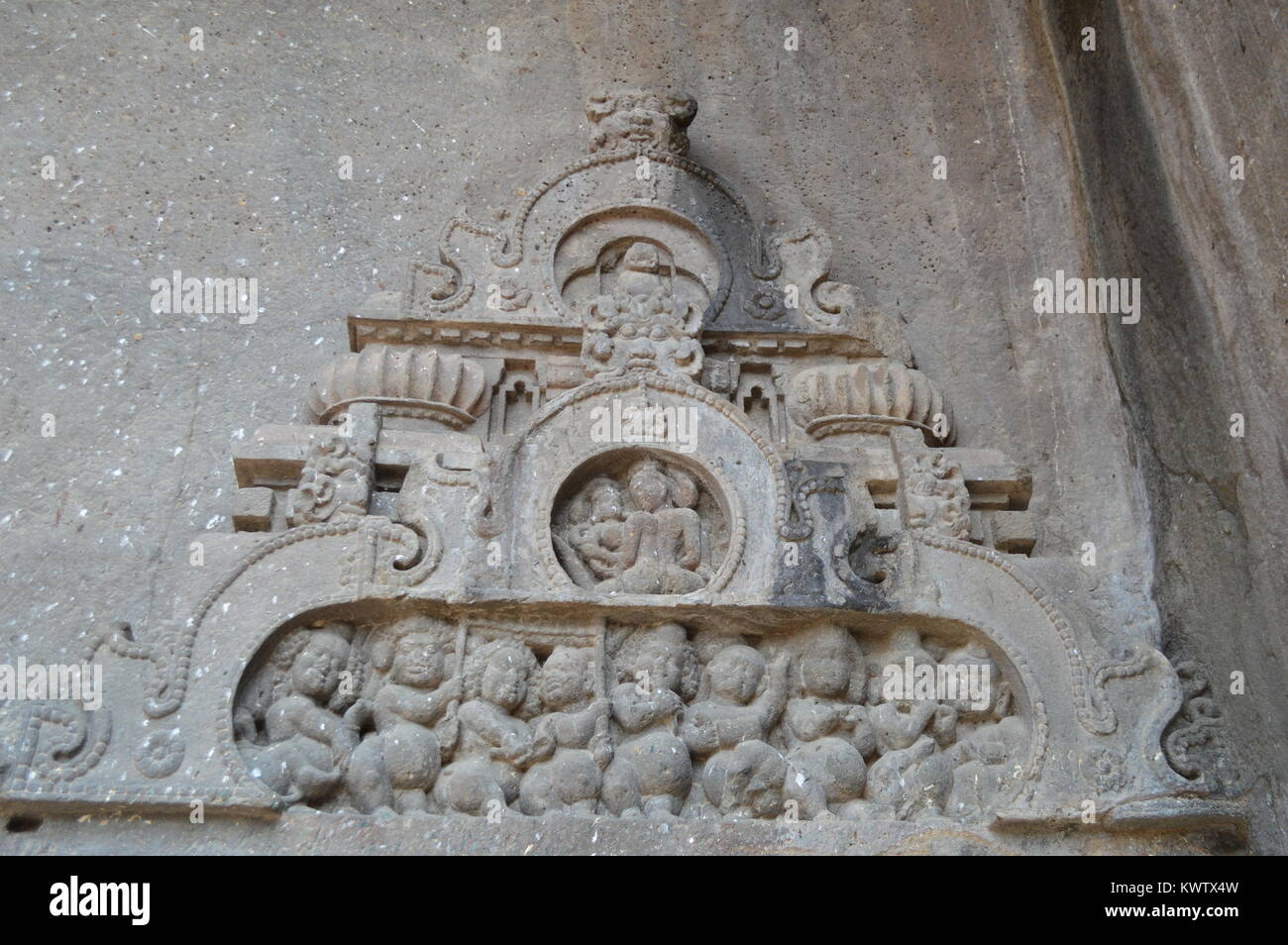 Ajanta and ellora caves hi-res stock photography and images - Alamy