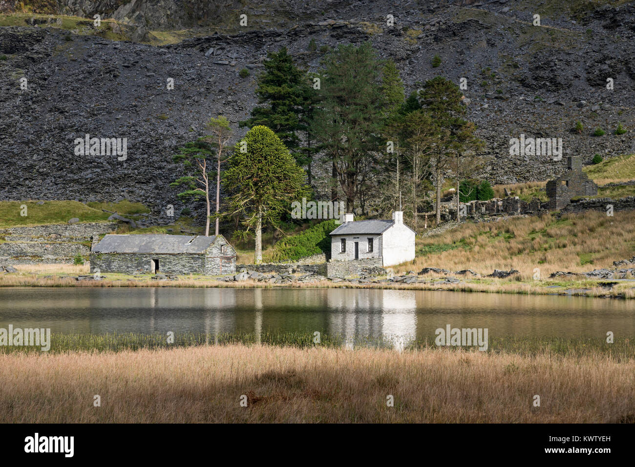 Old quarry buildings hi-res stock photography and images - Alamy