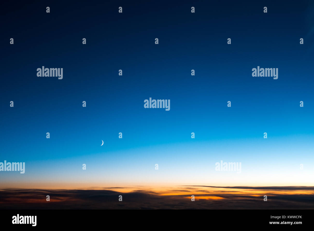 Waxing cresent moon hi-res stock photography and images - Alamy