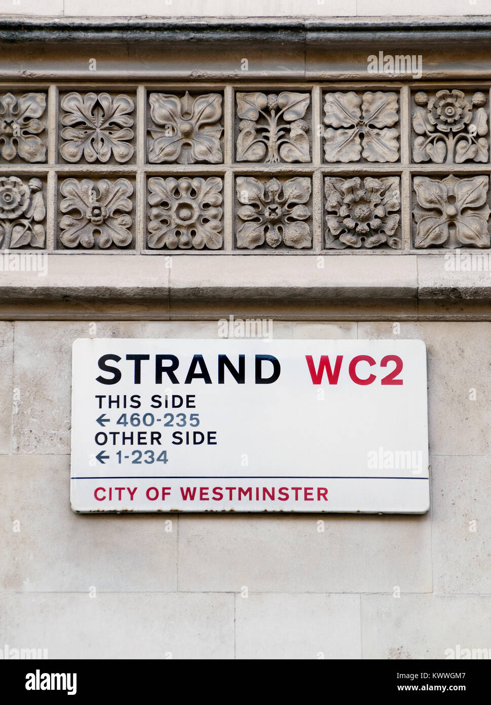 Strand sign hi-res stock photography and images - Alamy