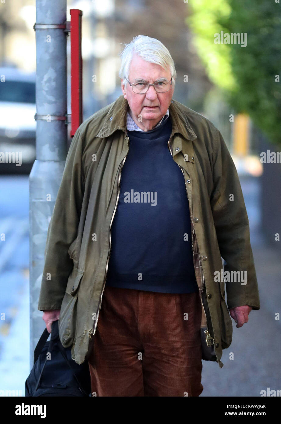 Former top private school teacher Peter Burr arriving at Hove Crown ...