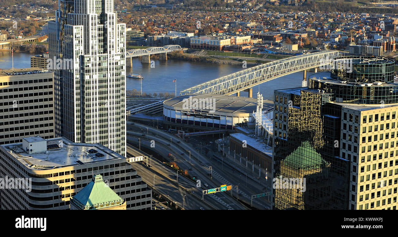 Cincinnati aerial hi-res stock photography and images - Alamy