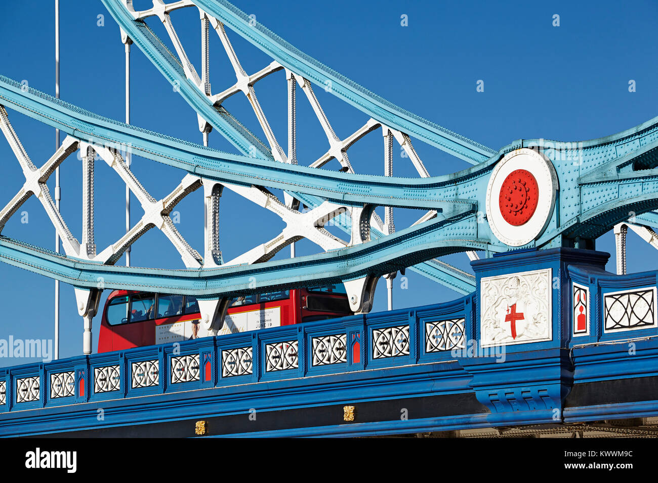 London tower bridge close up hi-res stock photography and images - Alamy