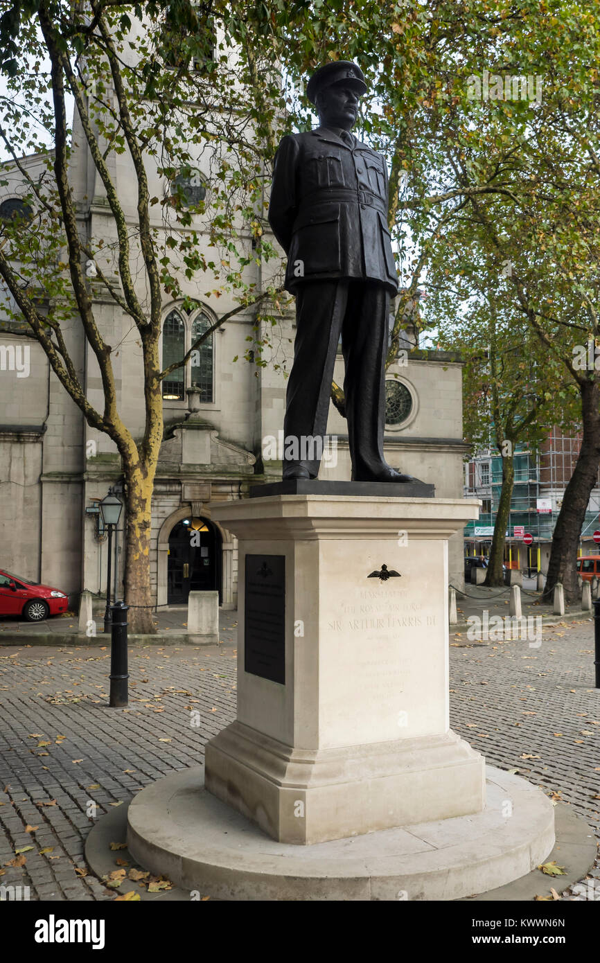 Sir arthur harris statue hi-res stock photography and images - Alamy