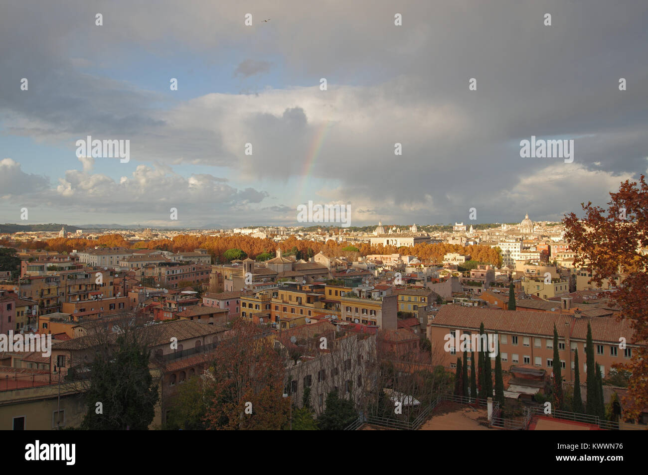 City overview rainbow rome italy hi-res stock photography and images ...