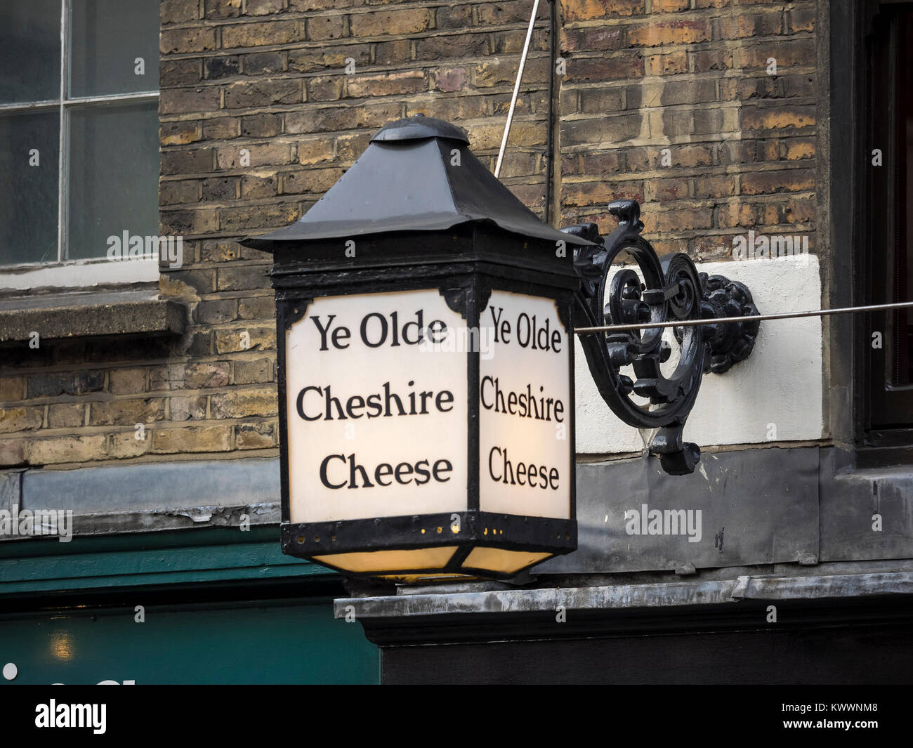 Old vintage signage hi-res stock photography and images - Alamy