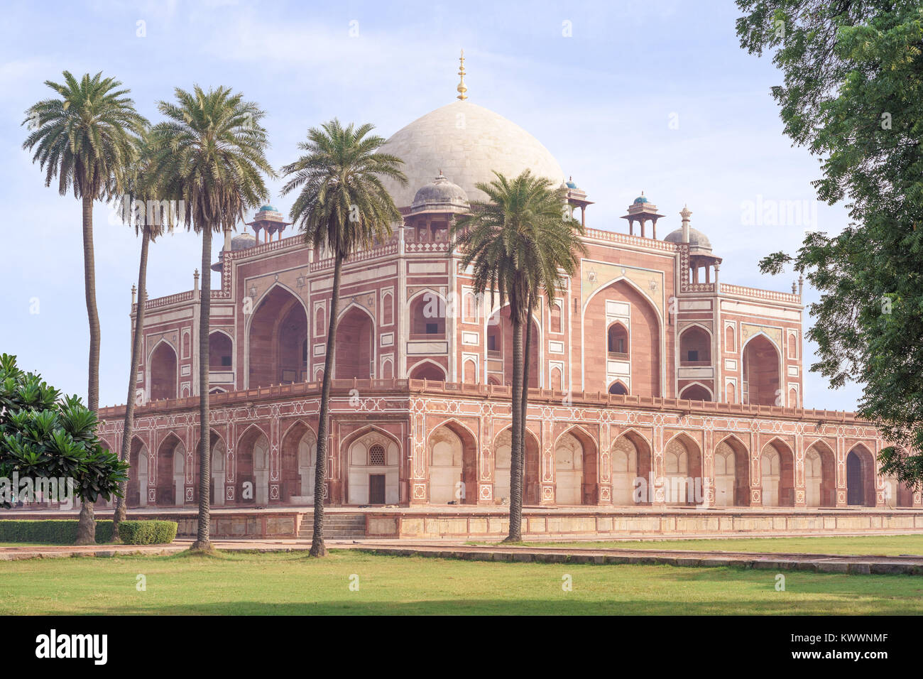 Humayun’s tomb facade hi-res stock photography and images - Alamy