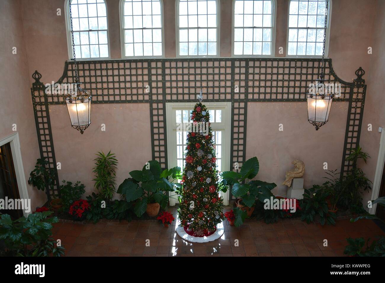 The Hyde Collection/Museum decorated for the Christmas and Holiday ...