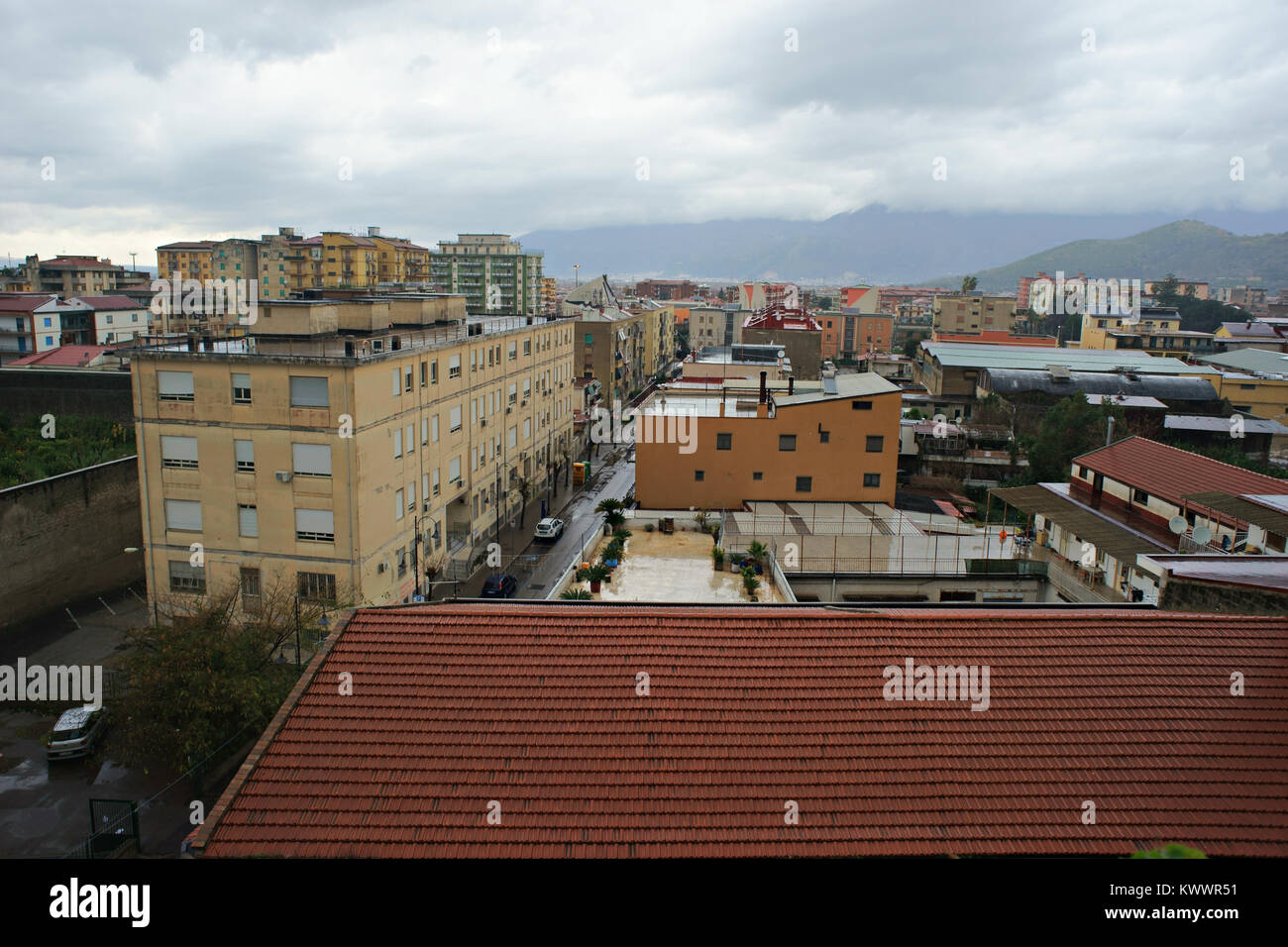 Piazza inferiore hi-res stock photography and images - Alamy