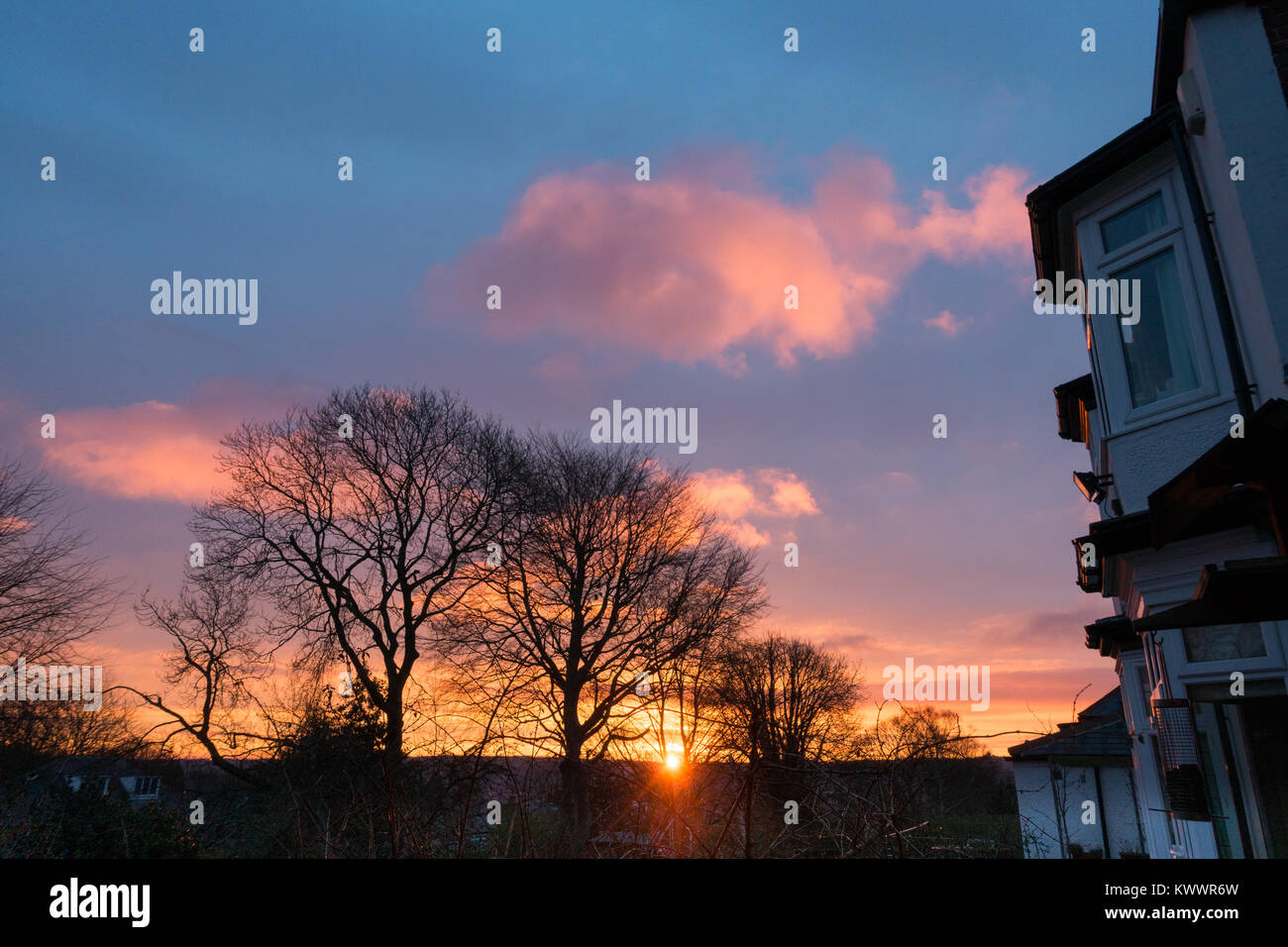 A spectacular sunrise in Sheffield Stock Photo - Alamy