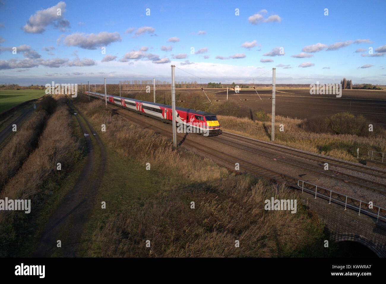 Public transport main rail network hi-res stock photography and images ...