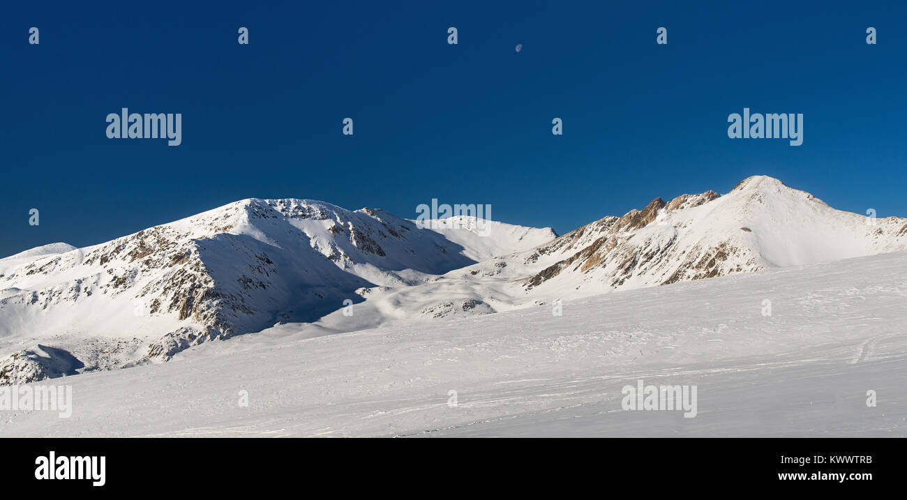 Catalonia pyrenees hi-res stock photography and images - Alamy