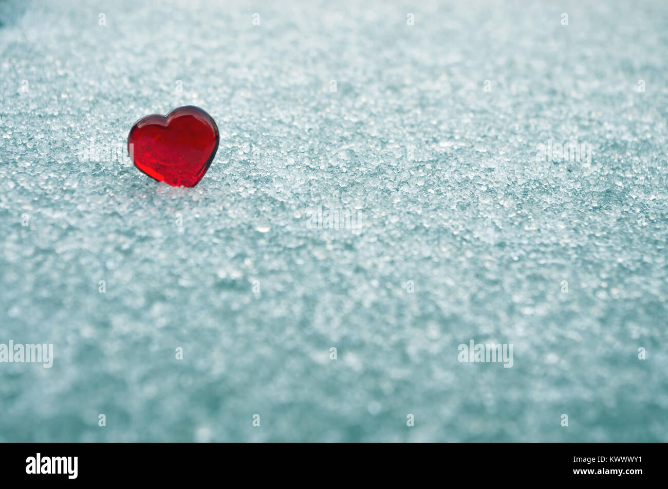 Heart of ice hi-res stock photography and images - Alamy