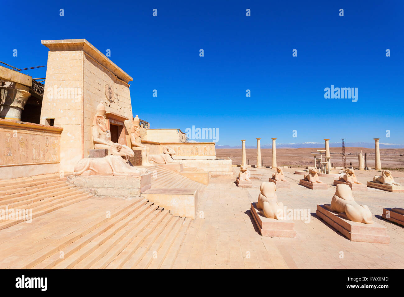 Atlas studios in morocco hi-res stock photography and images - Alamy