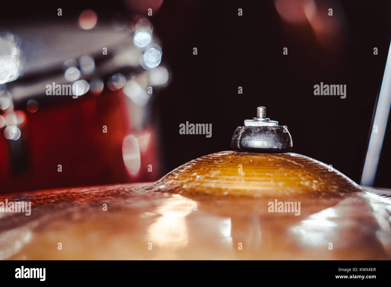 Drum plates hi-res stock photography and images - Alamy