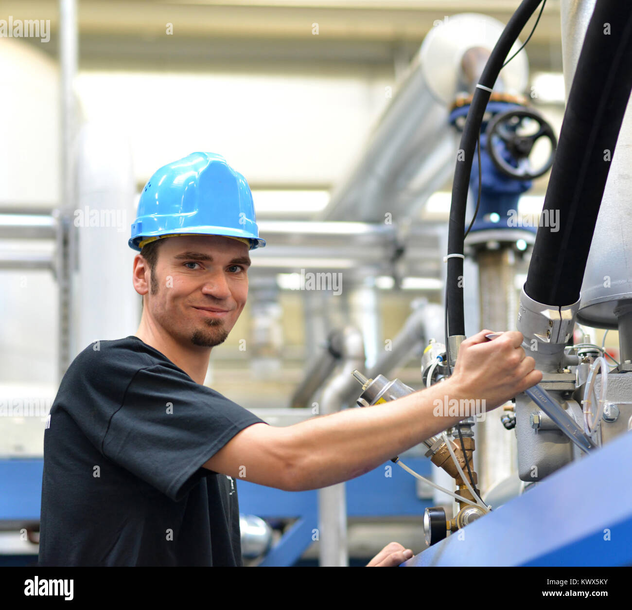 Pneumatics hi-res stock photography and images - Alamy