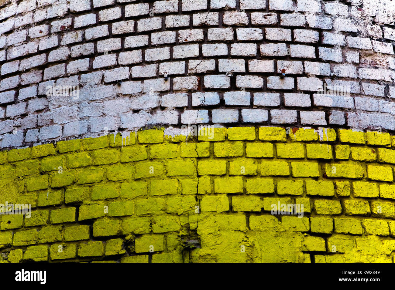 Masonry fragment hi-res stock photography and images - Alamy