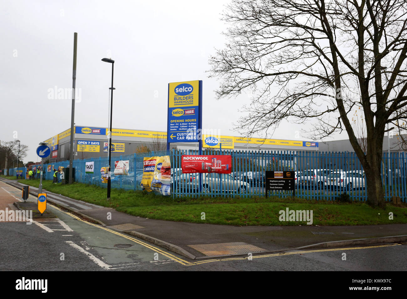 General views of Selco Builders Warehouse, UK Stock Photo - Alamy