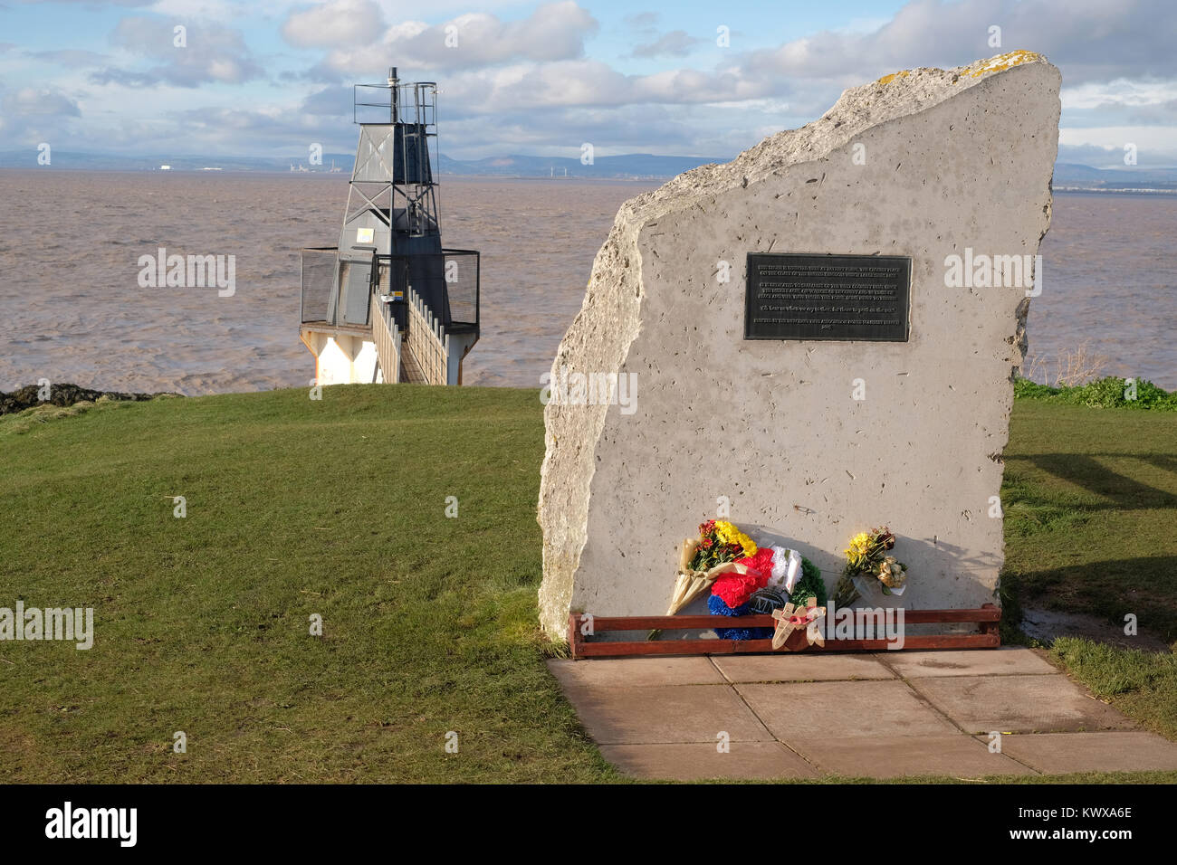 Battery point lighthouse portishead hi-res stock photography and images ...